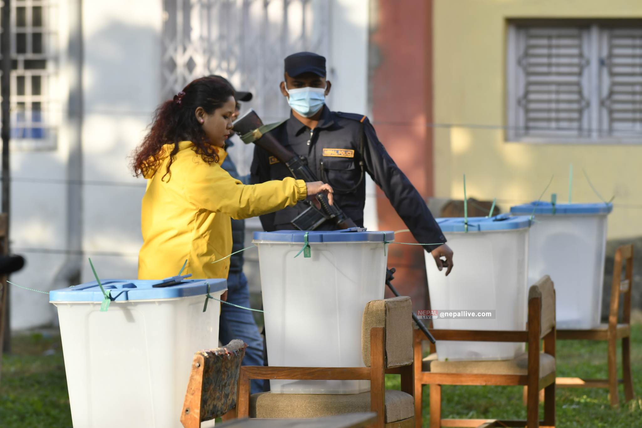 Voter turnout at 32 percent as of 12:45pm, says Election Commission ...
